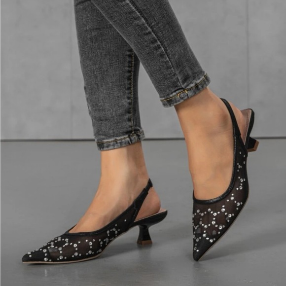 Rebellious Rose | Shoes | Women Rhinestone Decor Point Toe Pyramid ...